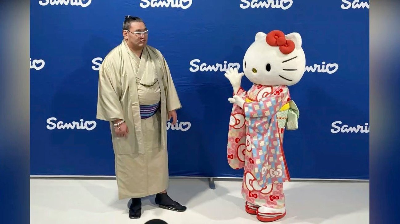 Hello Kitty es embajadora en el Gran Torneo de Sumo en Londres - Más Información